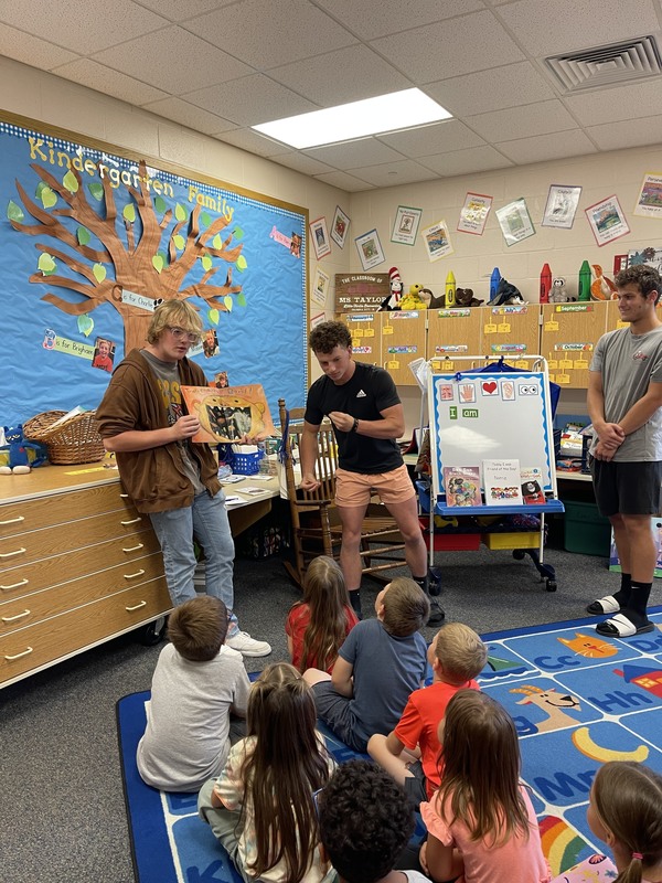 American Sign Language Class Shares with Little Turtle Elementary ...